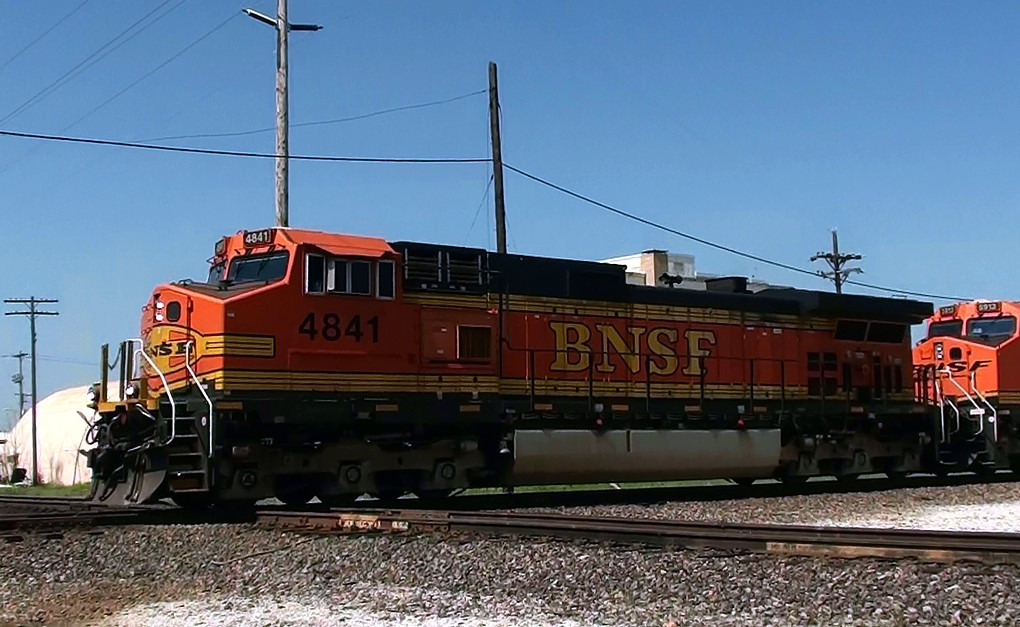 BNSF 4841